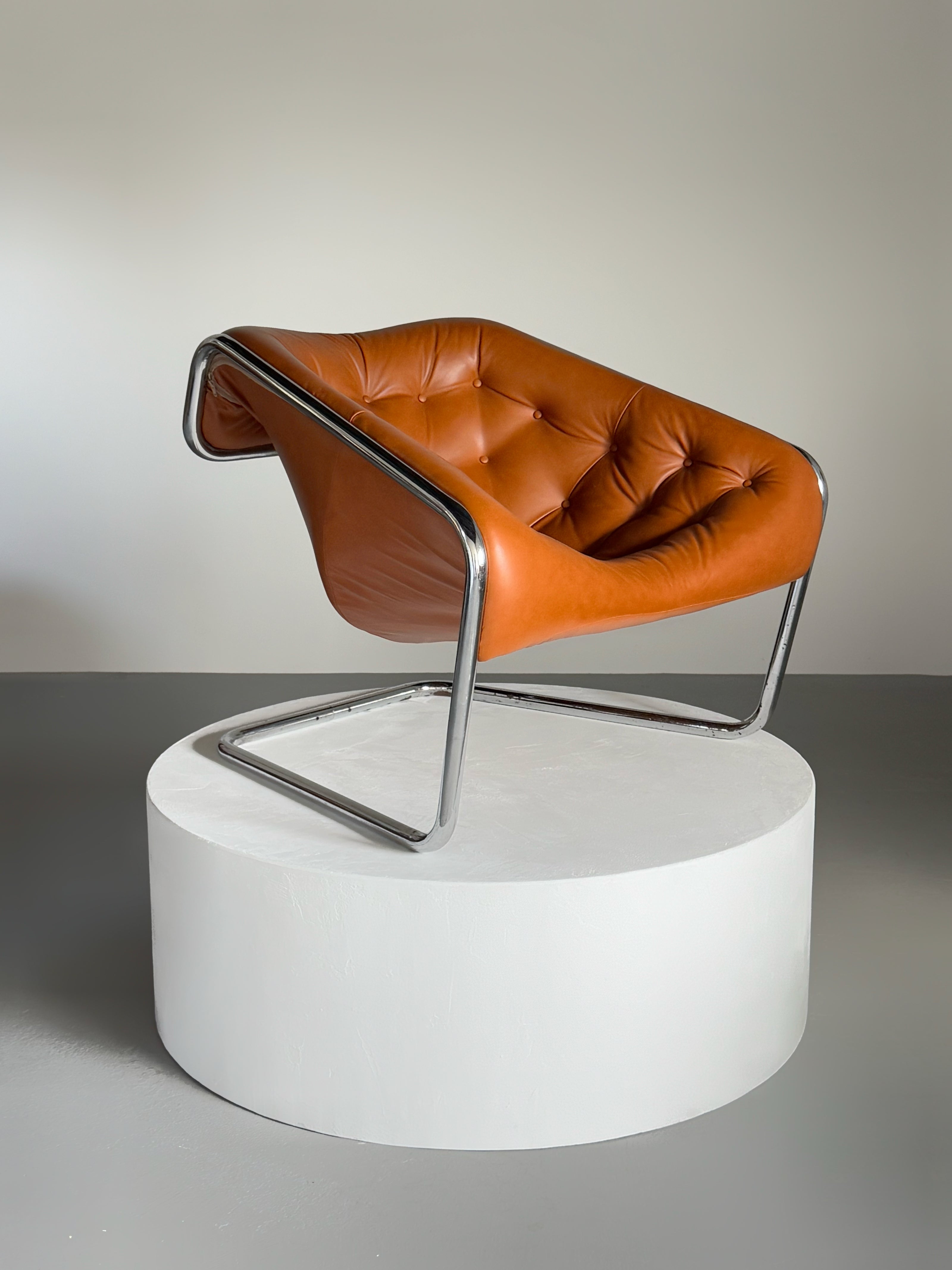 'Boxer' Lounge Chair by Kwok Hoi Chan for Steiner, France 1971