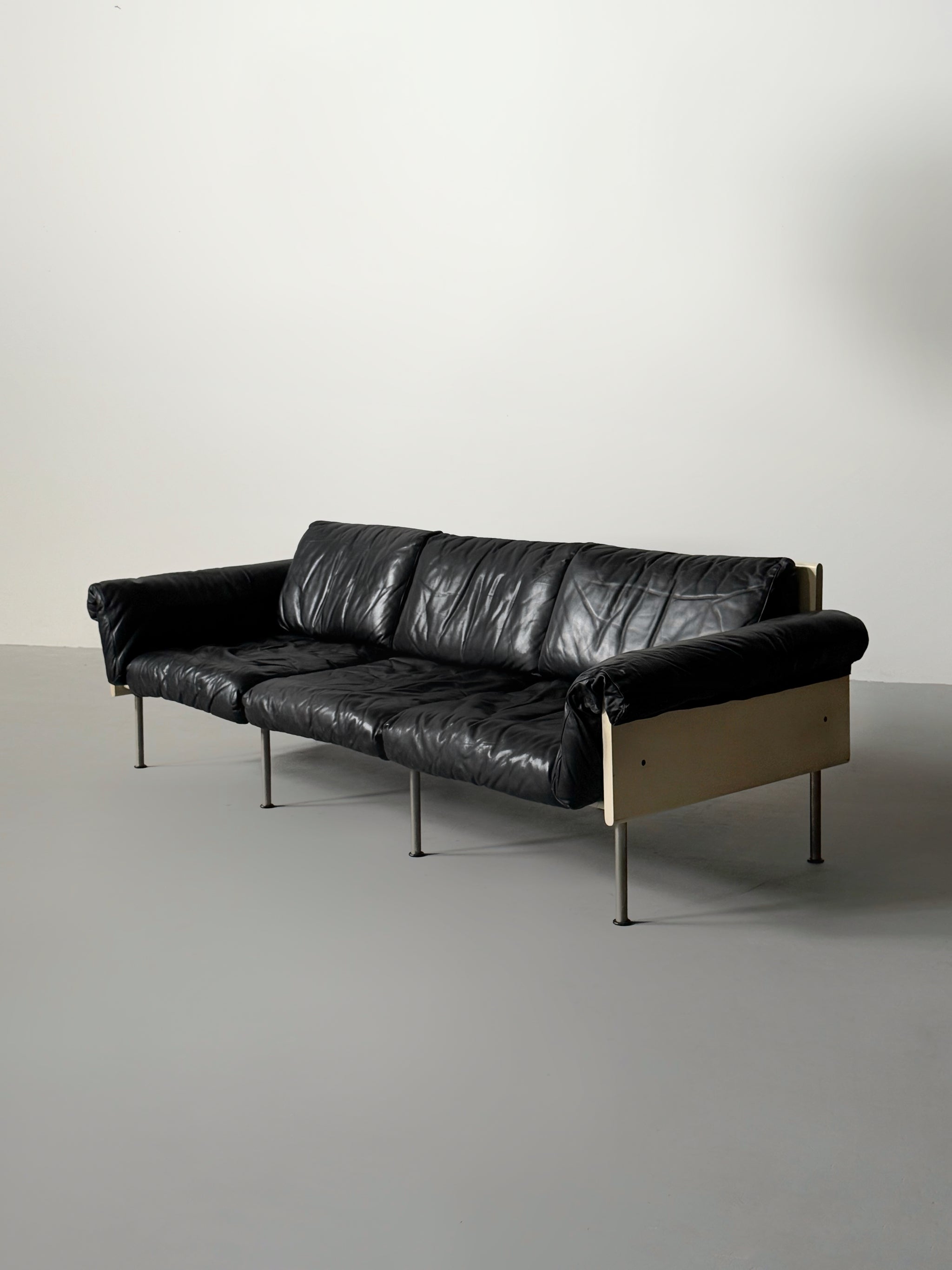 Model Ateljee Sofa by Yrjö Kukkapuro for Haimi Finland 1963