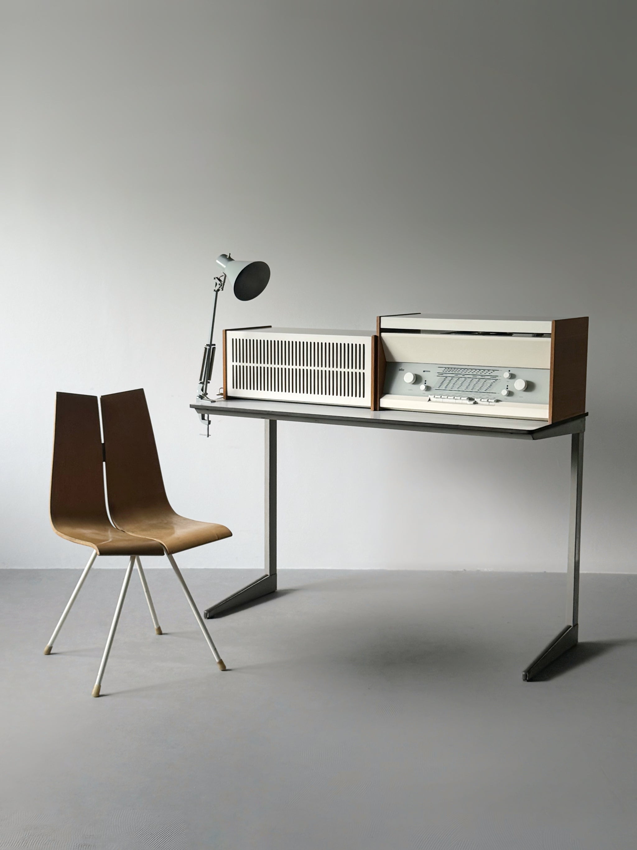 Atelier 1-81 audio system by Dieter Rams for Braun 1960s